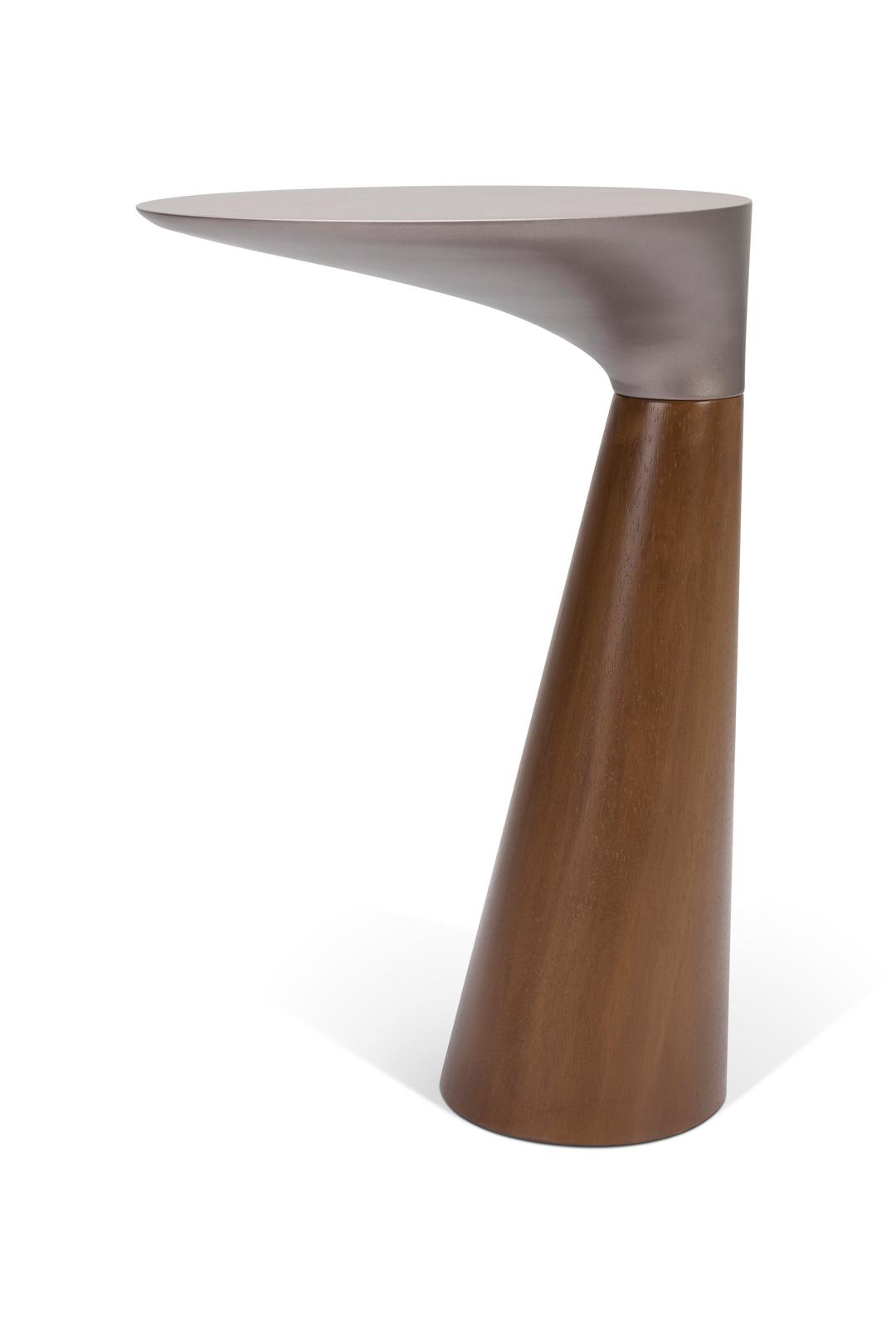 DAFNE SIDE TABLE - Products - Saccaro